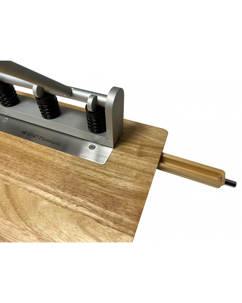 Studio Acme punching machine 2d animation